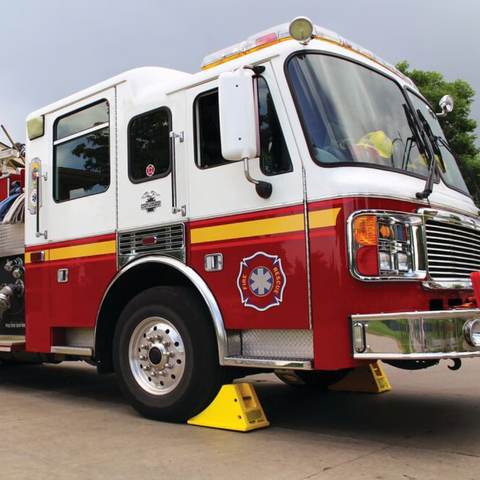 Checkers Fire Service & All-Terrain Rubber Pad Wheel Chock – Ramp Champ