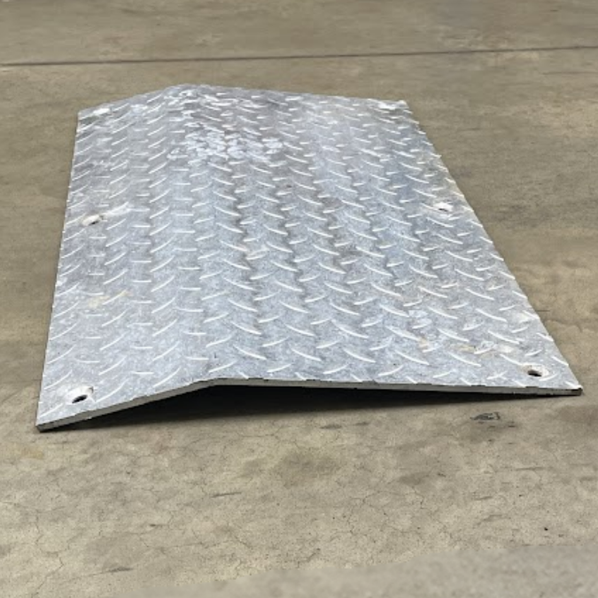 Heeve Galvanised Steel Driveway Kerb Plate - 415mm x 800mm – Ramp Champ