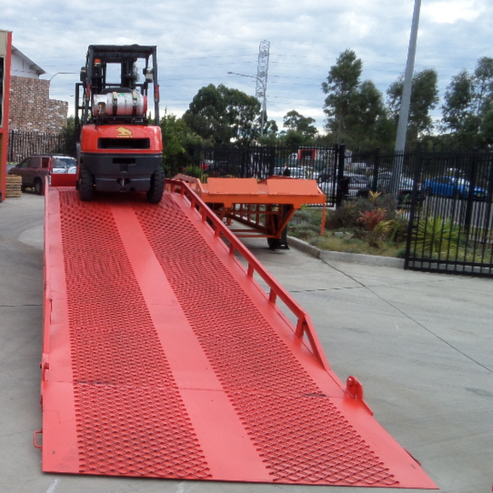 Niuli 8-Tonne Full-Size Steel Forklift Dock Ramp / Yard Ramp – Ramp Champ Niuli 8-Tonne Full-Size Steel Forklift Dock Ramp / Yard Ramp – Ramp Champ