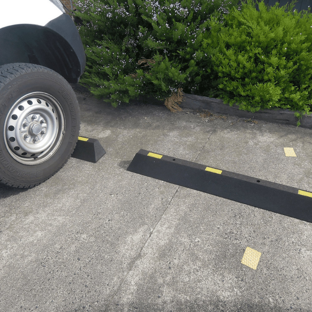 Heeve® One Piece Recycled Rubber Wheel Stop – Ramp Champ