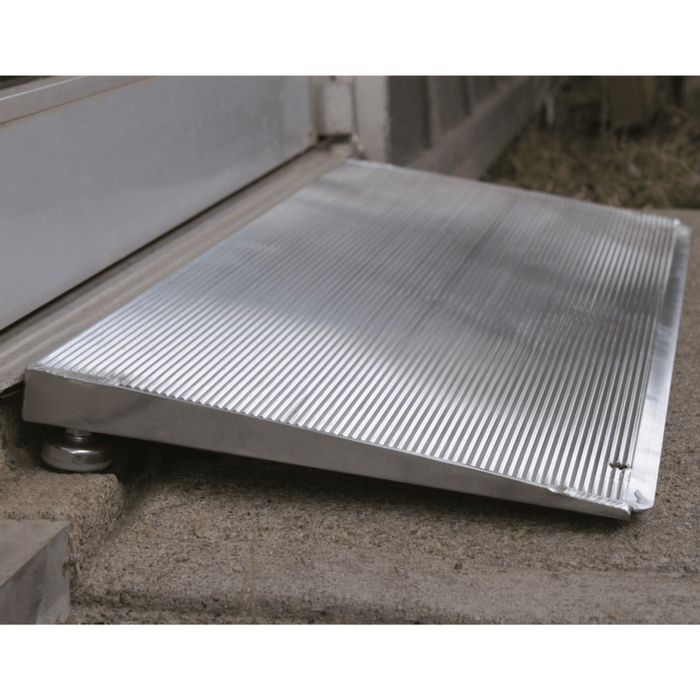 PVI ELEV8 Threshold Ramp - Adjustable hight with Self-Supporting legs ...