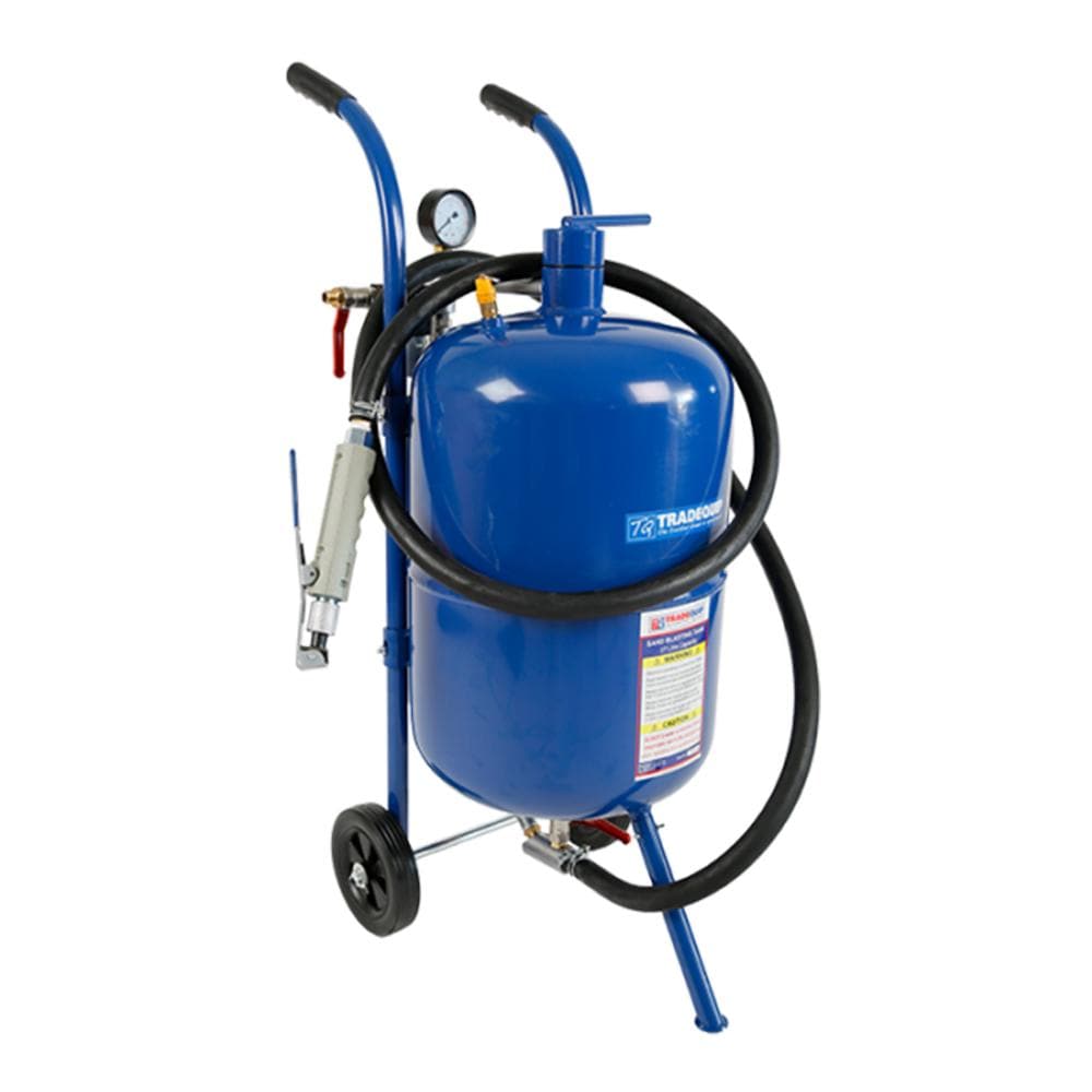 TradeQuip Professional 37 Litre Mobile Abrasive Blasting Kit — Ramp Champ
